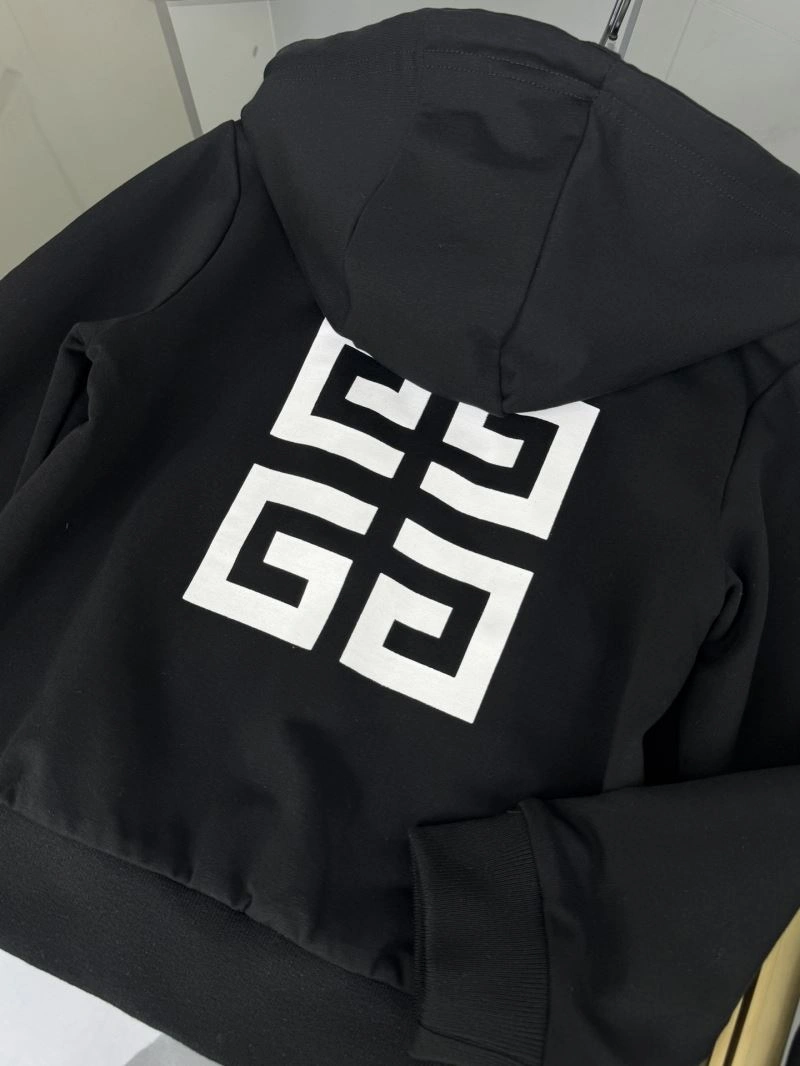 High fidelity Givenchy Kids