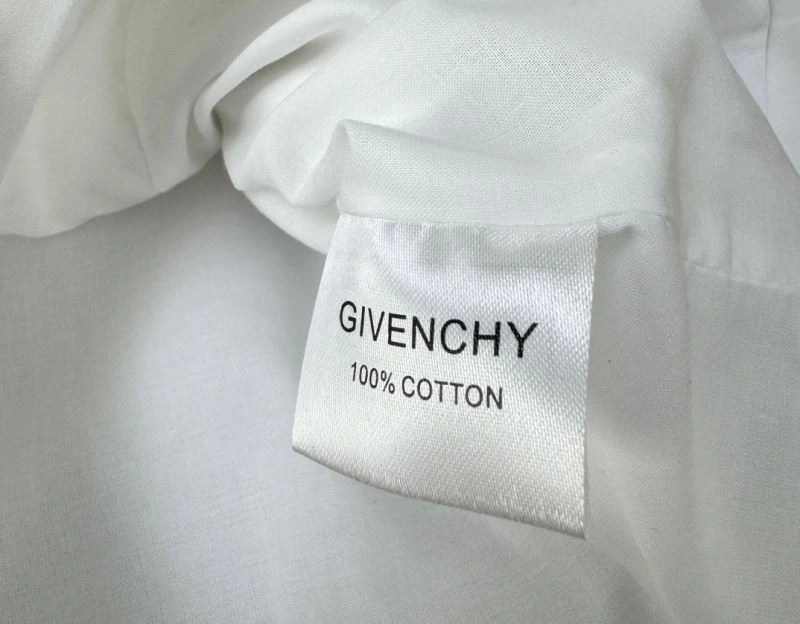 Cut-rate Givenchy Kids
