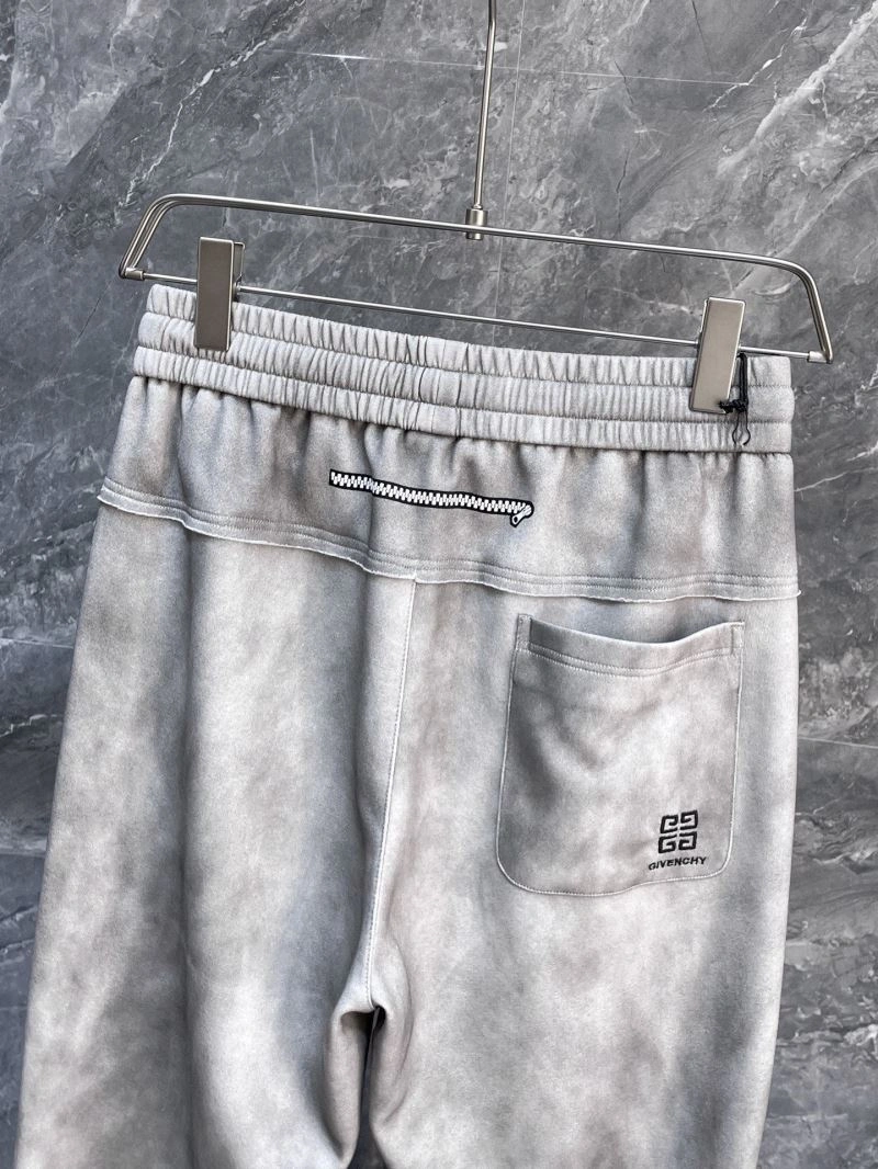 Accurate model Givenchy Long Pants
