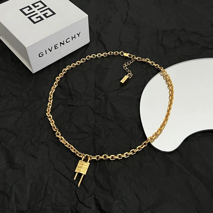 High fidelity Givenchy Necklaces