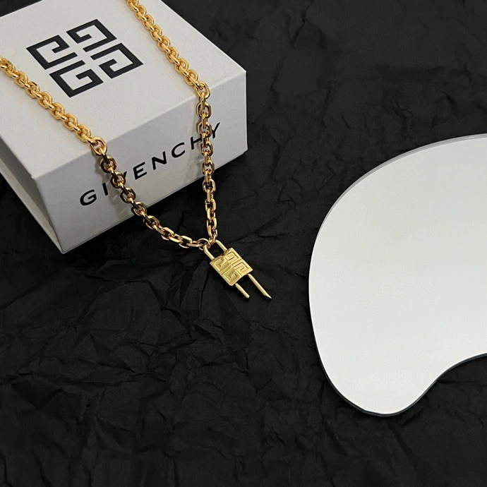 High fidelity Givenchy Necklaces
