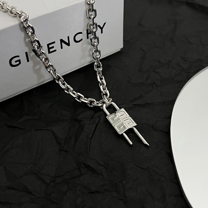 High fidelity Givenchy Necklaces