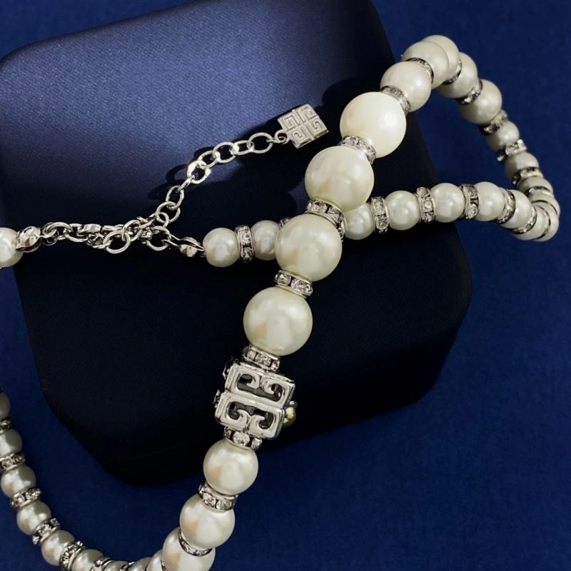 High fidelity Givenchy Necklaces