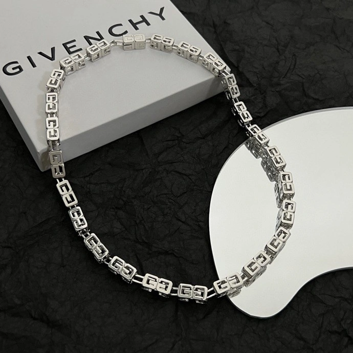 Perfect replica Givenchy Necklaces
