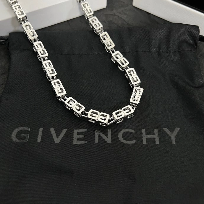 Perfect replica Givenchy Necklaces