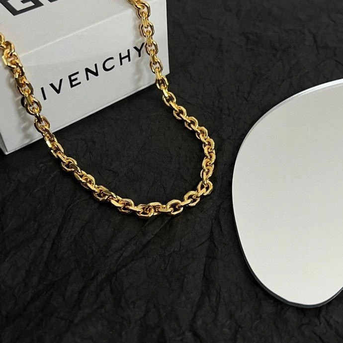 Indistinguishable Givenchy Necklaces