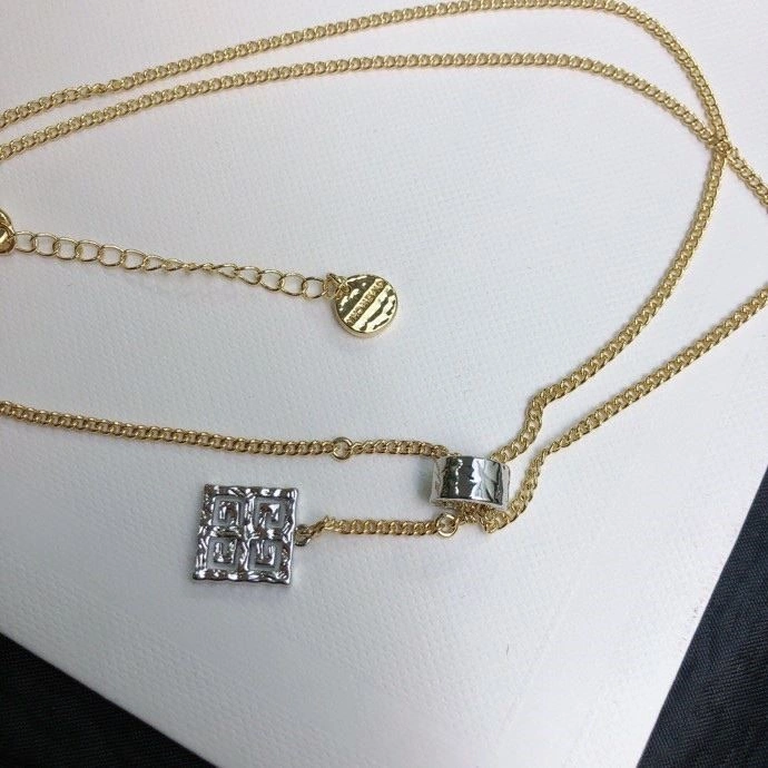 Discounted Givenchy Necklaces