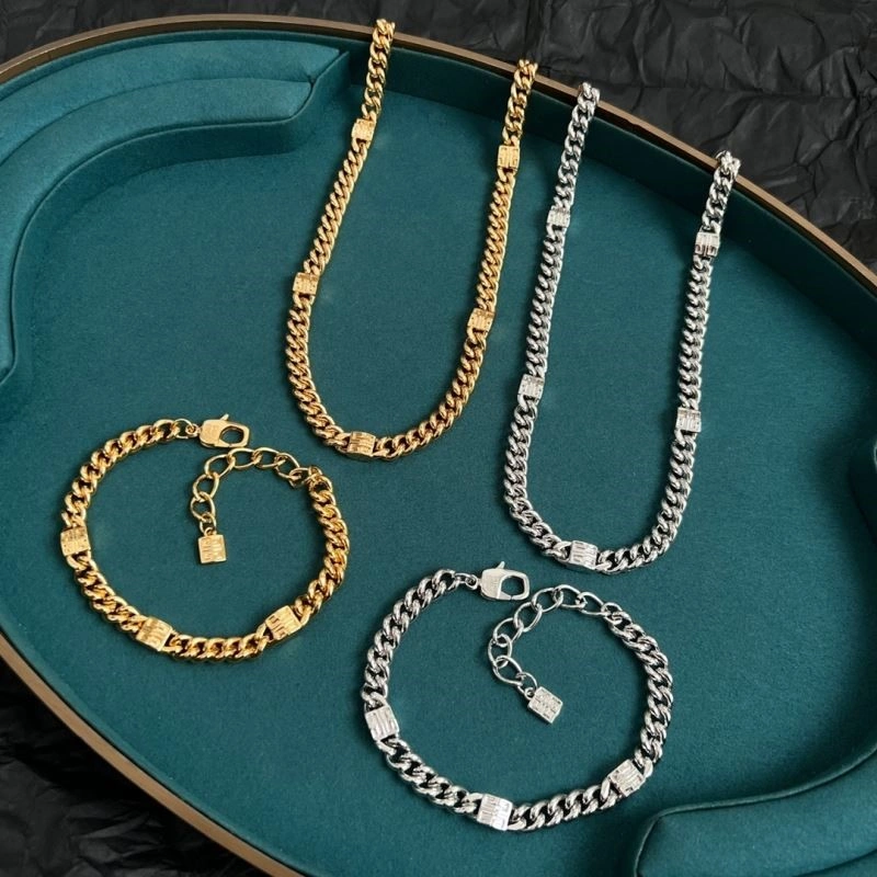 Affordable Givenchy Necklaces