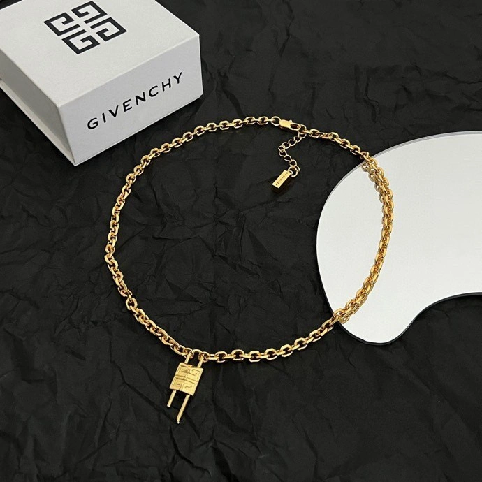 1:1 copy Givenchy Necklaces