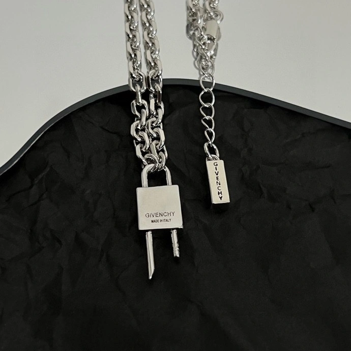 Legit Givenchy Necklaces