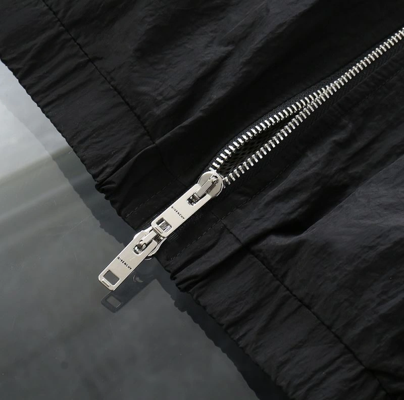 Top match Givenchy Outwear