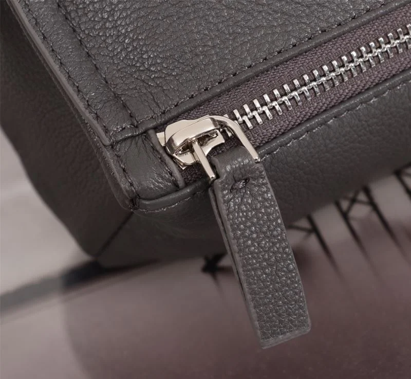 Bargain Givenchy Pandora Bags