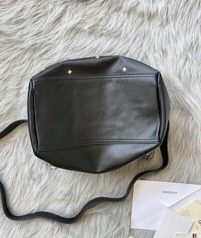 Inexpensive Givenchy Pandora Bags