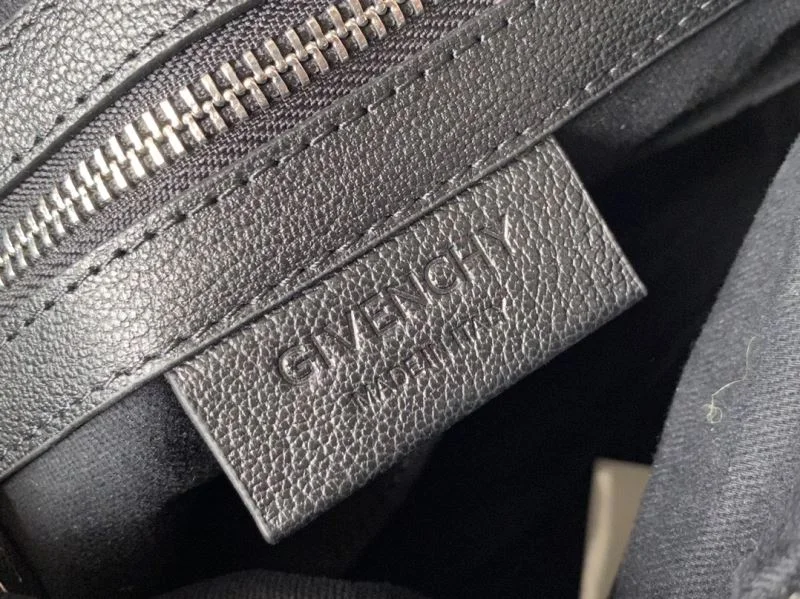 Discounted Givenchy Pandora Bags