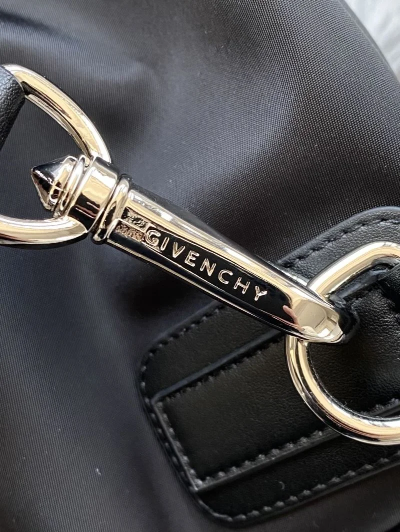 Factory-made Givenchy Pandora Bags