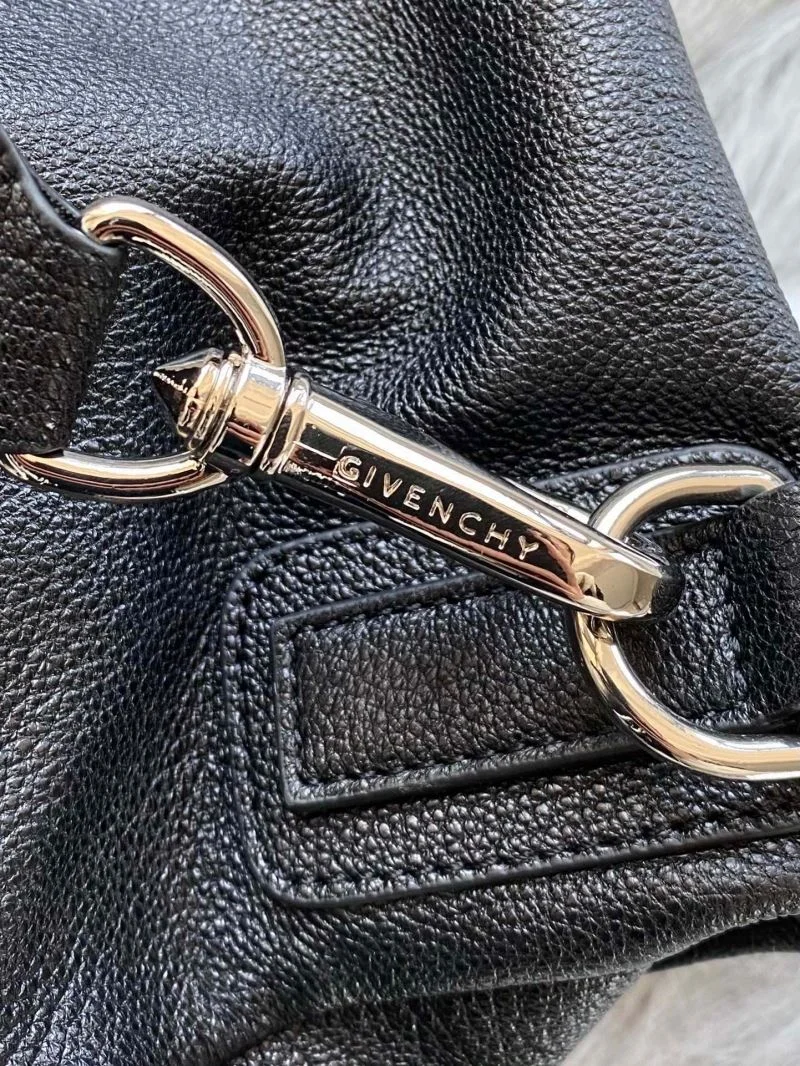 Low-cost Givenchy Pandora Bags