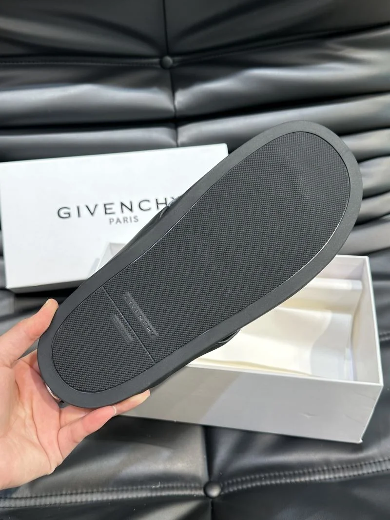 Low-cost Givenchy Sandals