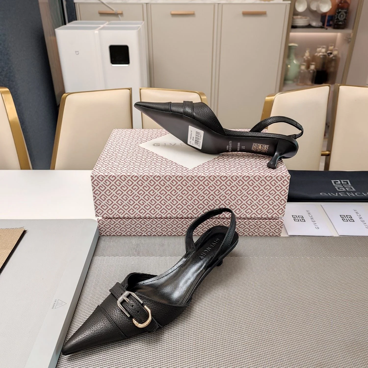 Brand-original Givenchy Sandals