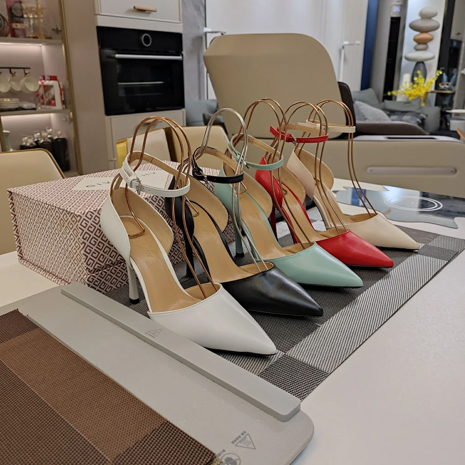 High accuracy Givenchy Sandals