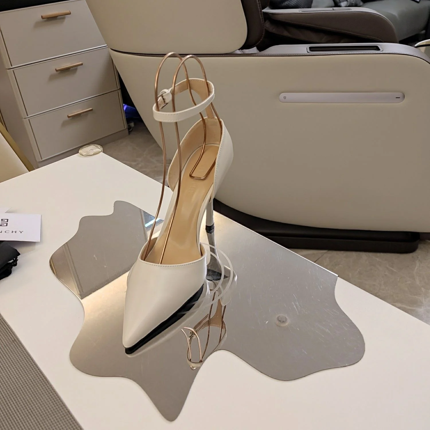 High accuracy Givenchy Sandals