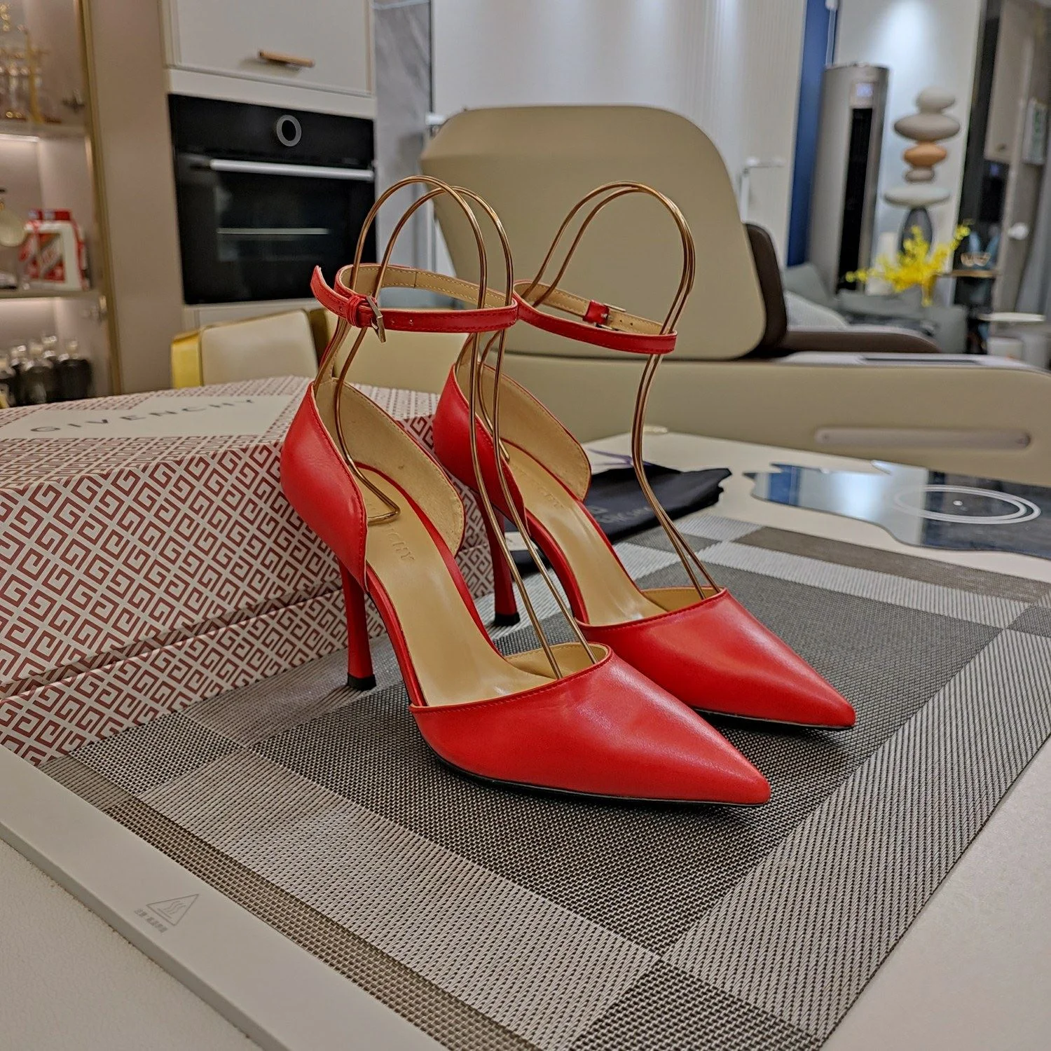1:1 copy Givenchy Sandals