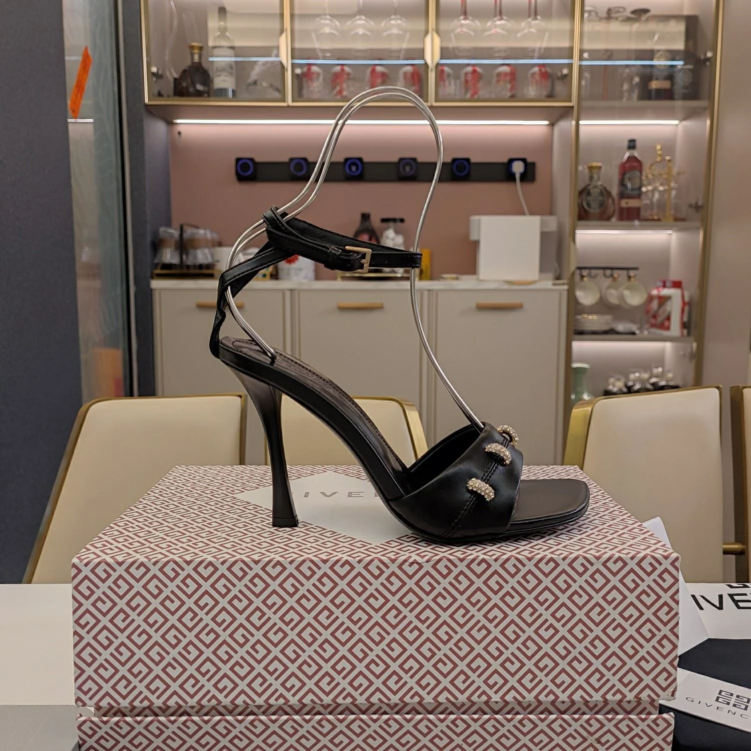 High fidelity Givenchy Sandals