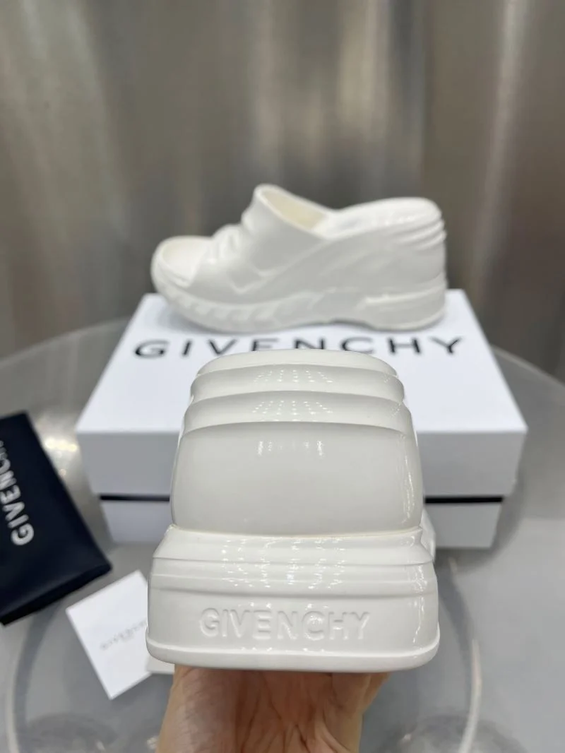 Bargain Givenchy Sandals