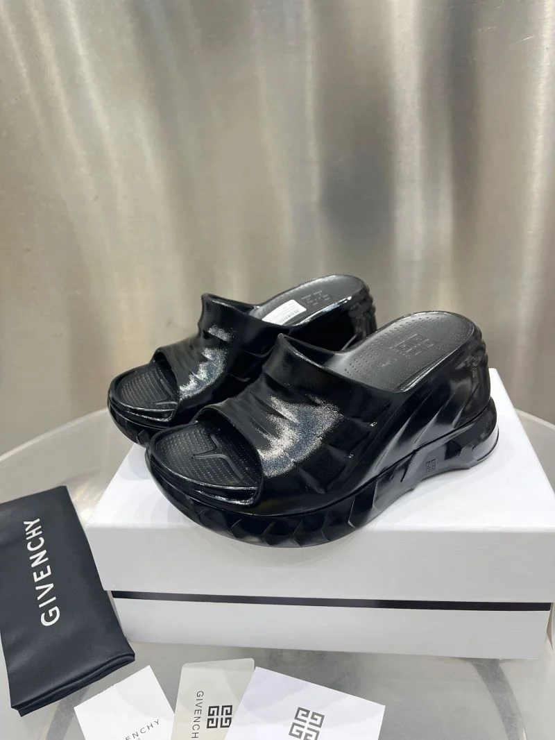 Brand-authenticated Givenchy Sandals