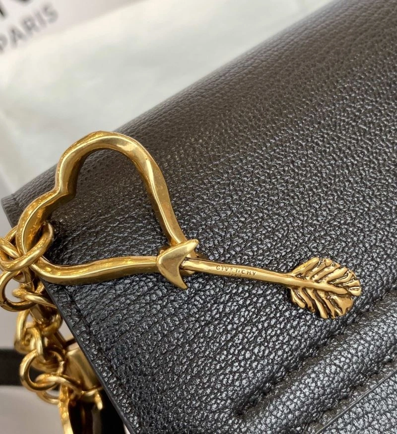 Bargain Givenchy Satchel Bags