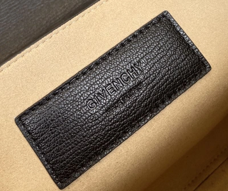 Bargain Givenchy Satchel Bags