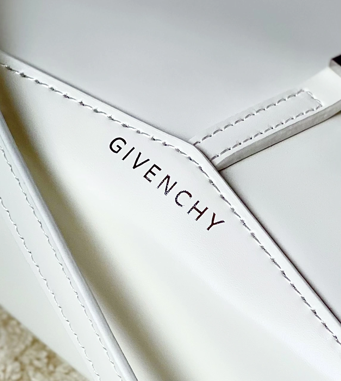 High fidelity Givenchy Satchel Bags