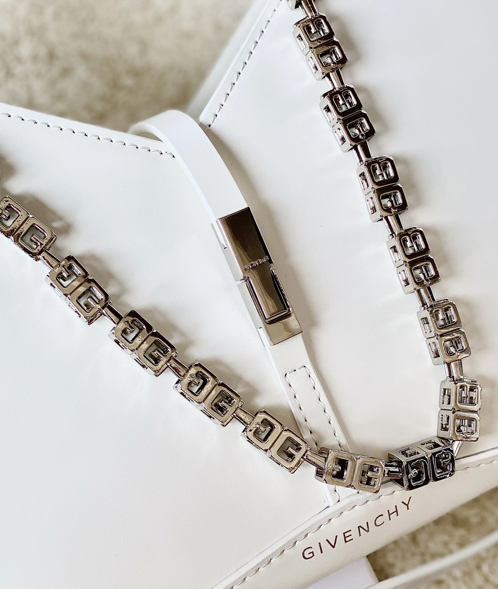 High fidelity Givenchy Satchel Bags