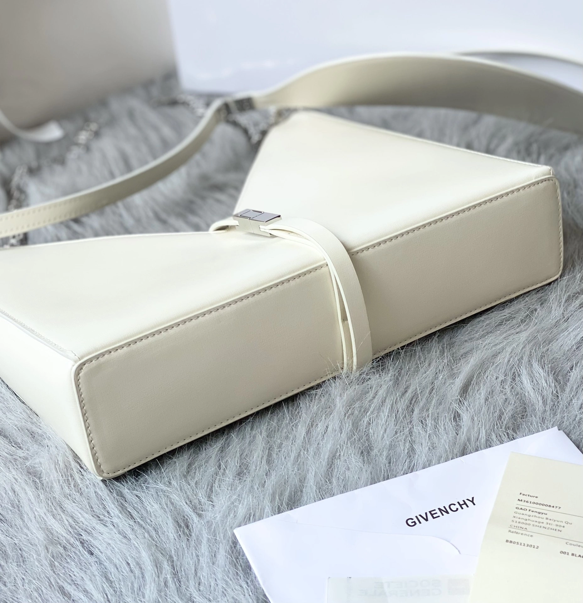 Factory-made Givenchy Satchel Bags