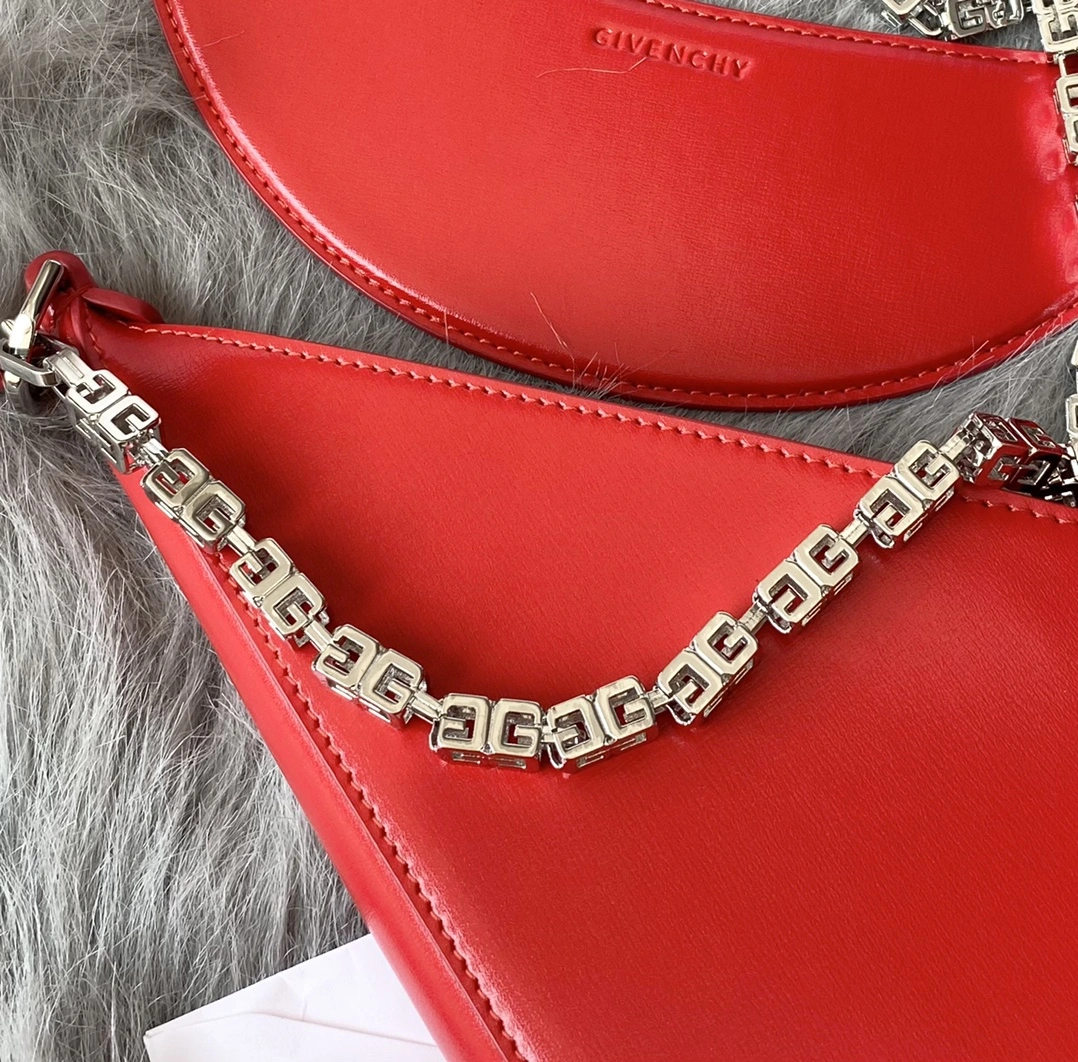 Bargain Givenchy Satchel Bags
