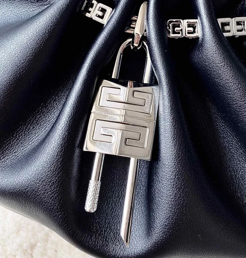 Bargain Givenchy Satchel Bags