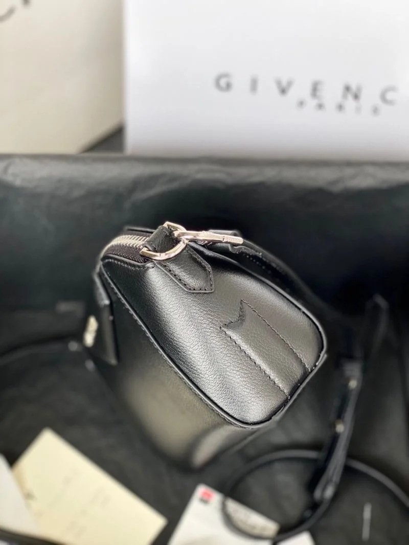 Top mirror Givenchy Satchel Bags