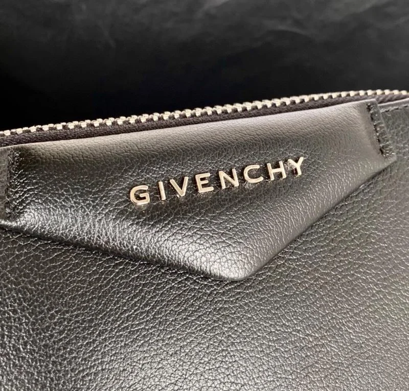 Top mirror Givenchy Satchel Bags