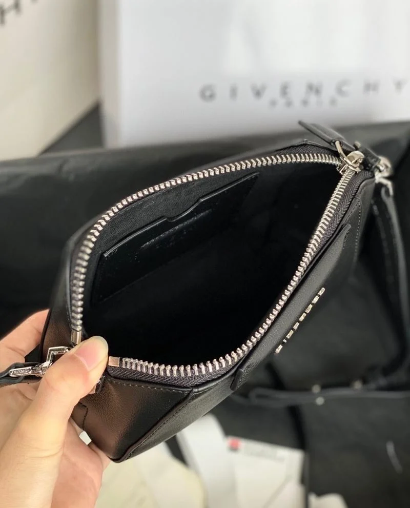 Top mirror Givenchy Satchel Bags