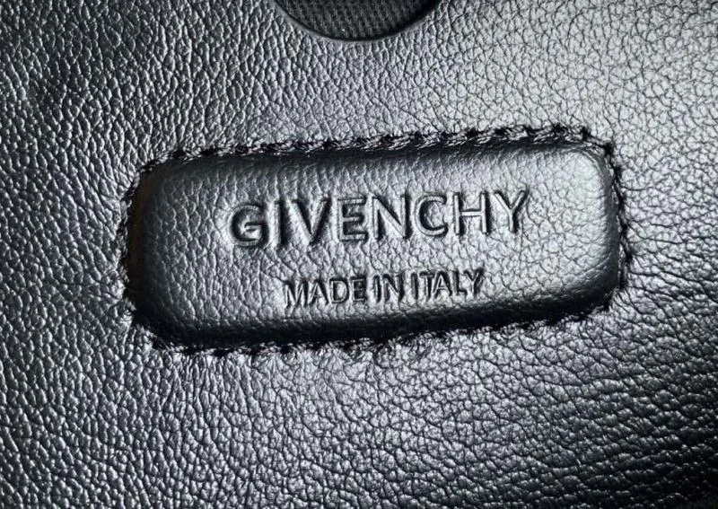 Top mirror Givenchy Satchel Bags
