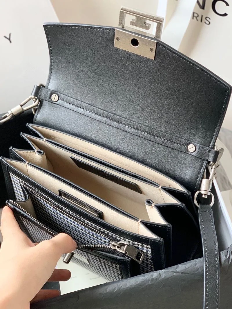 Accurate model Givenchy Satchel Bags