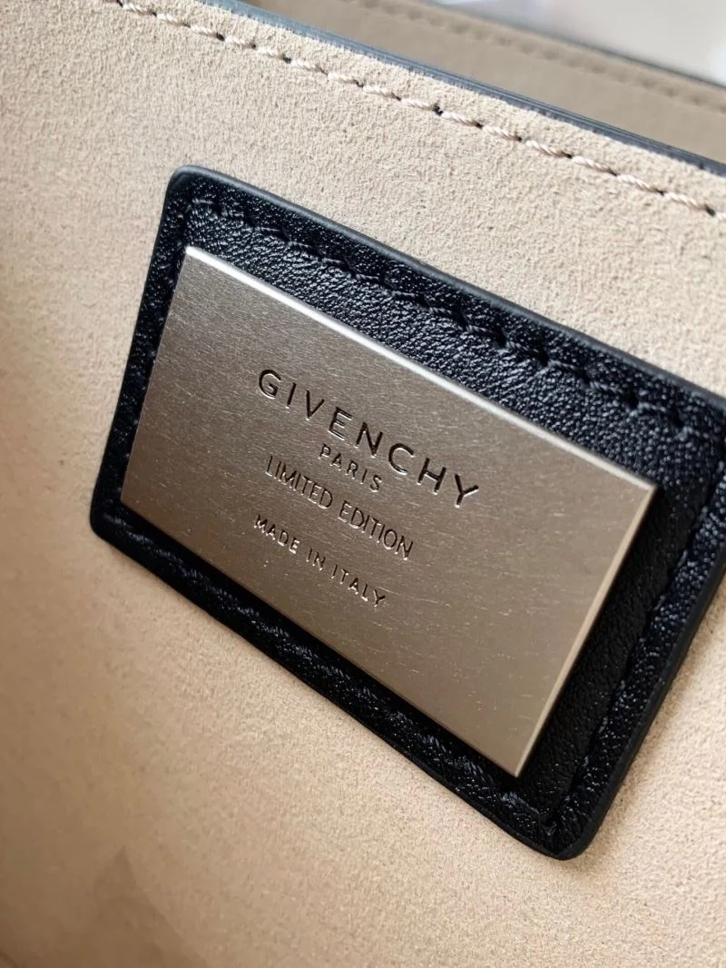 Accurate model Givenchy Satchel Bags