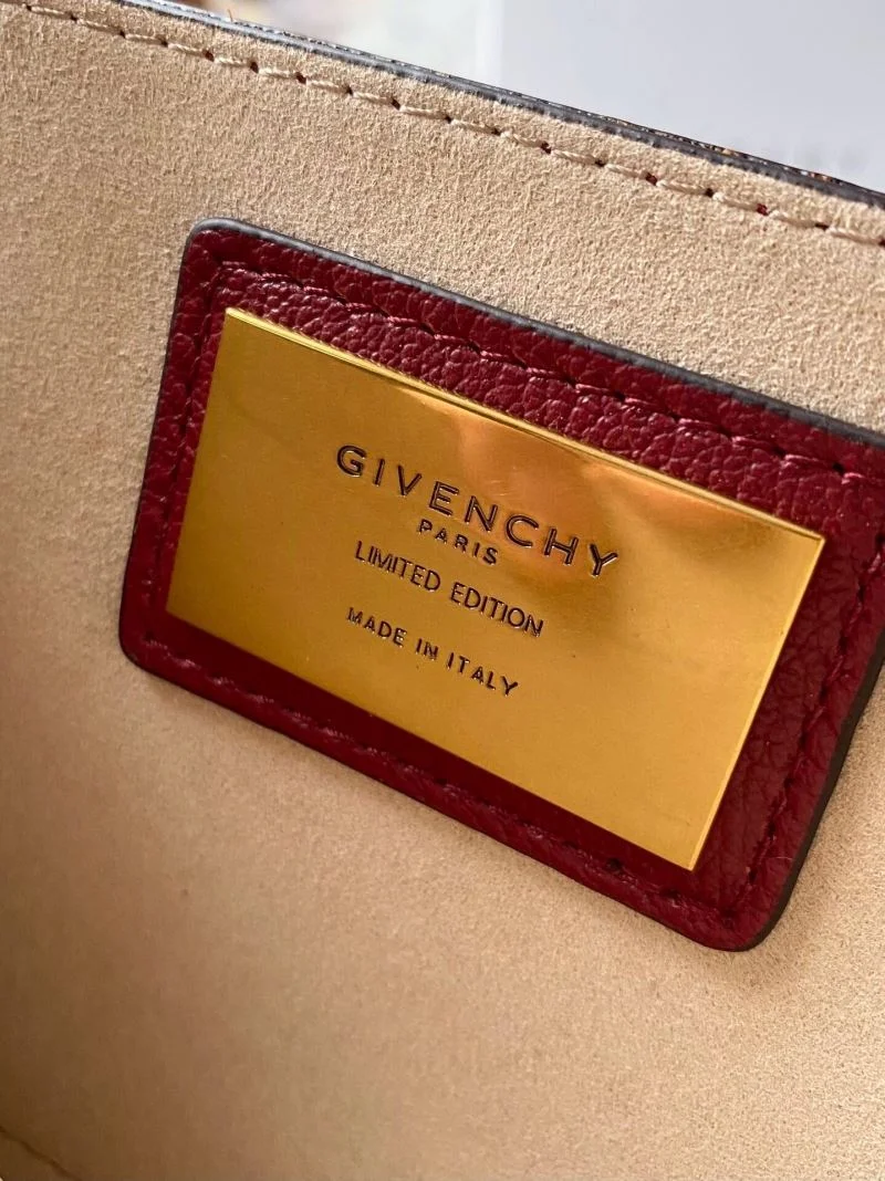 High fidelity Givenchy Satchel Bags