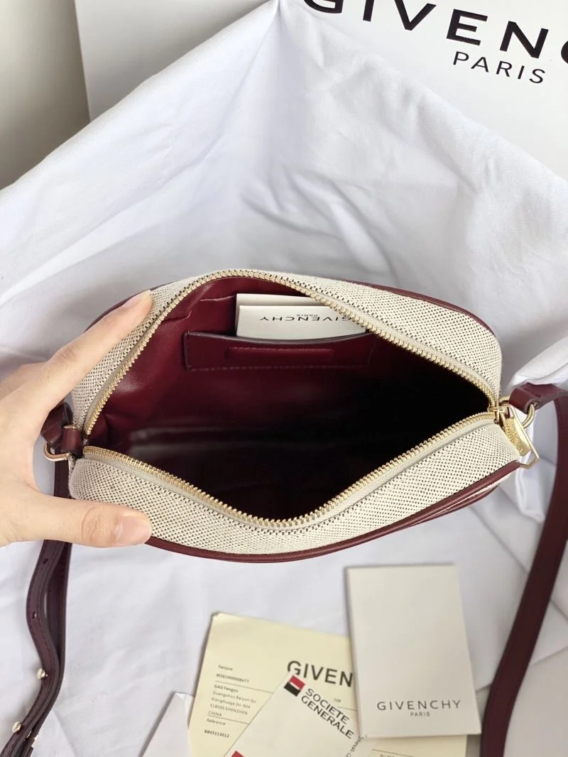 Factory-made Givenchy Satchel Bags