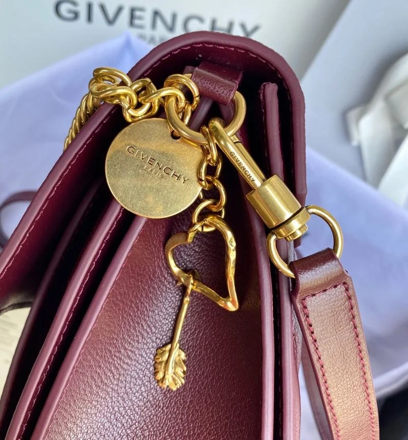 Accurate model Givenchy Satchel Bags