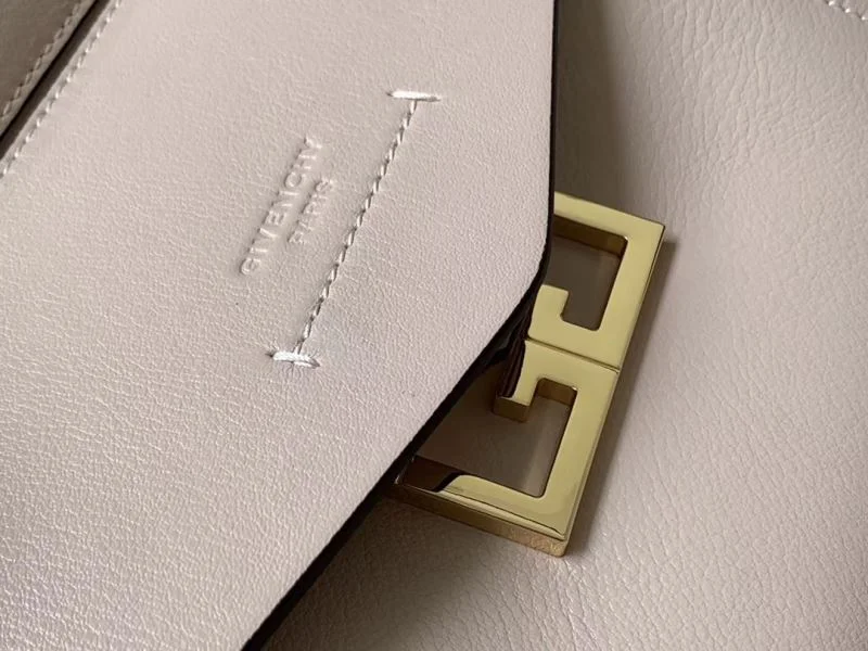Bargain Givenchy Satchel Bags