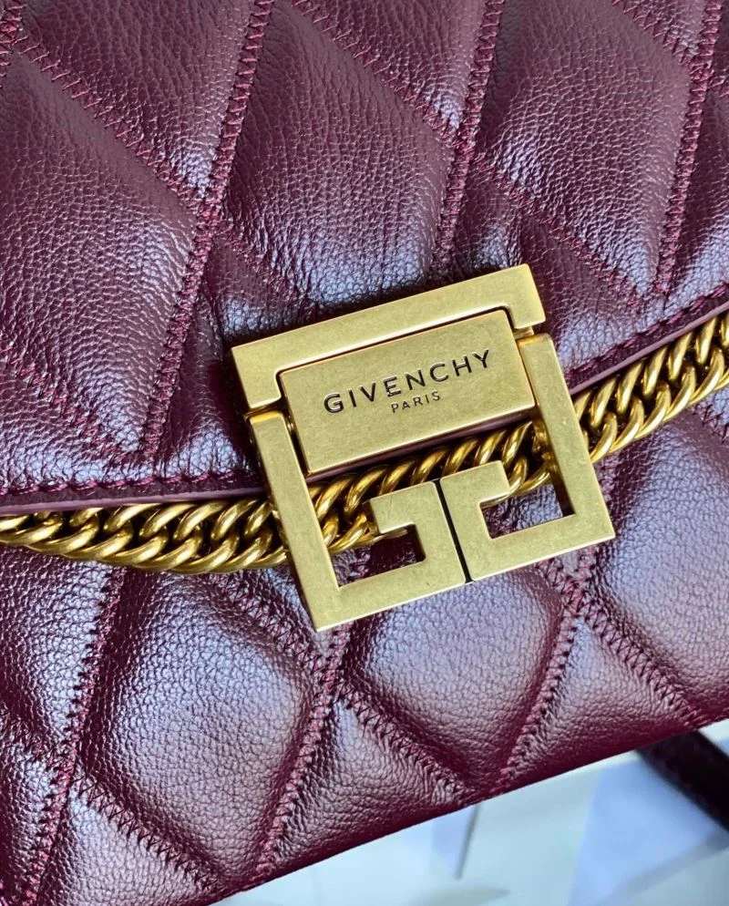 Accurate model Givenchy Satchel Bags