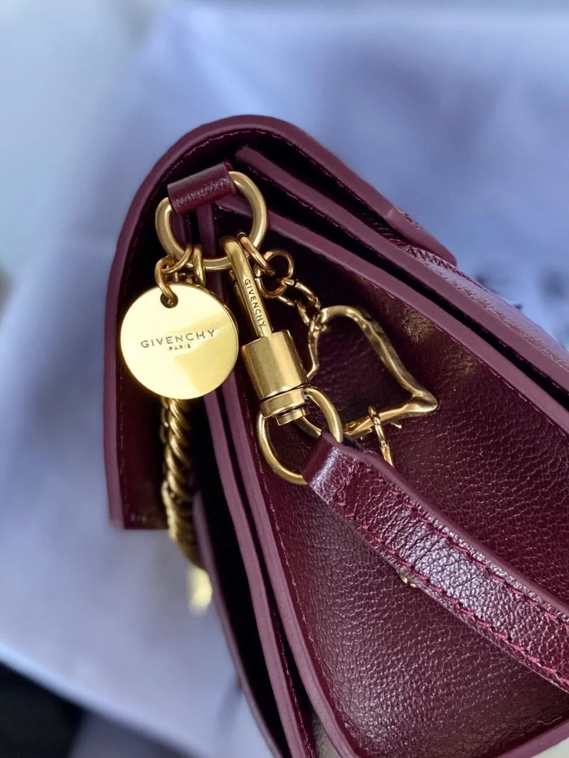 Accurate model Givenchy Satchel Bags