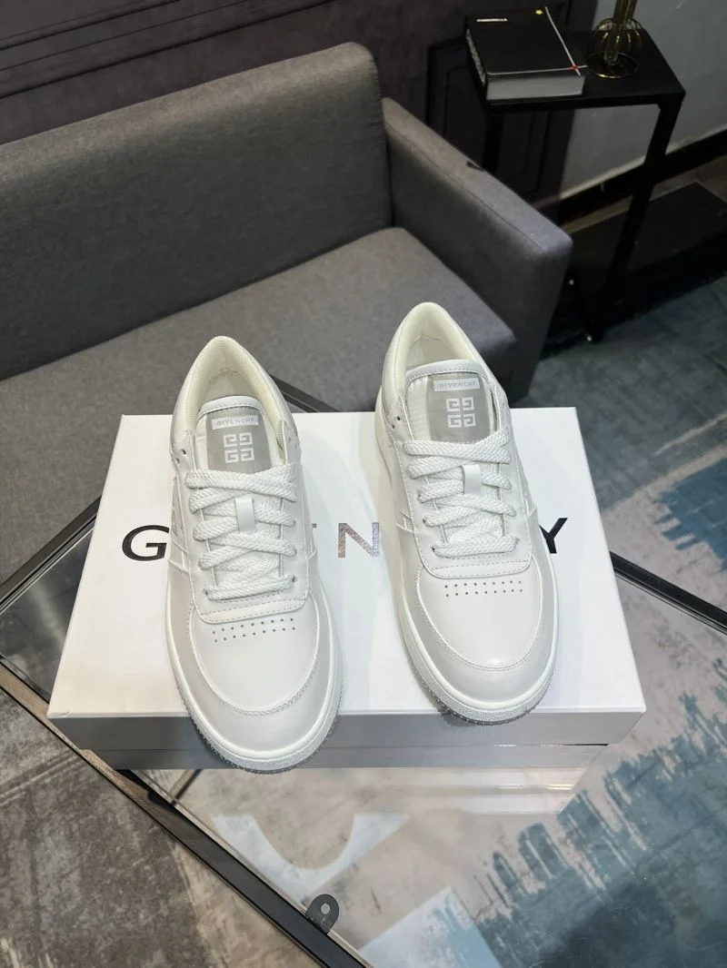 Top mirror Givenchy Shoes