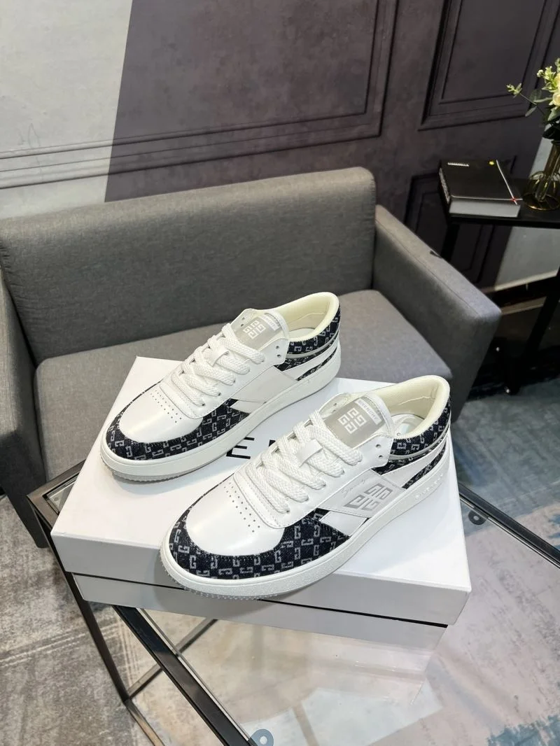 Top mirror Givenchy Shoes