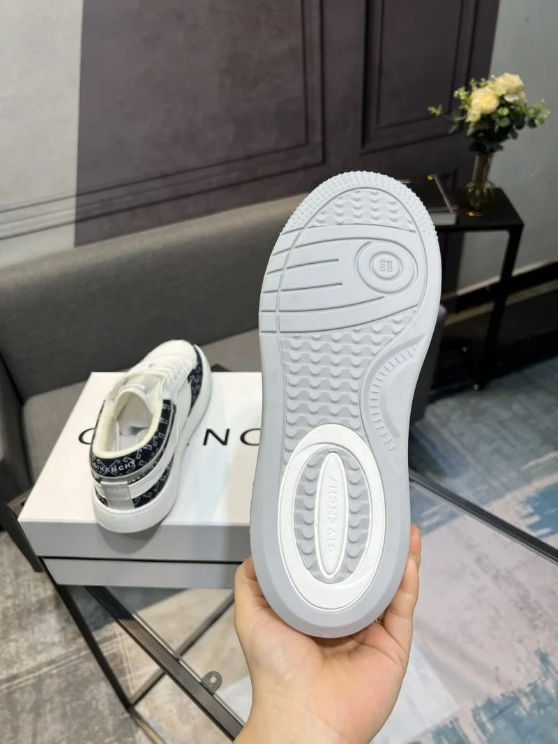 Top mirror Givenchy Shoes